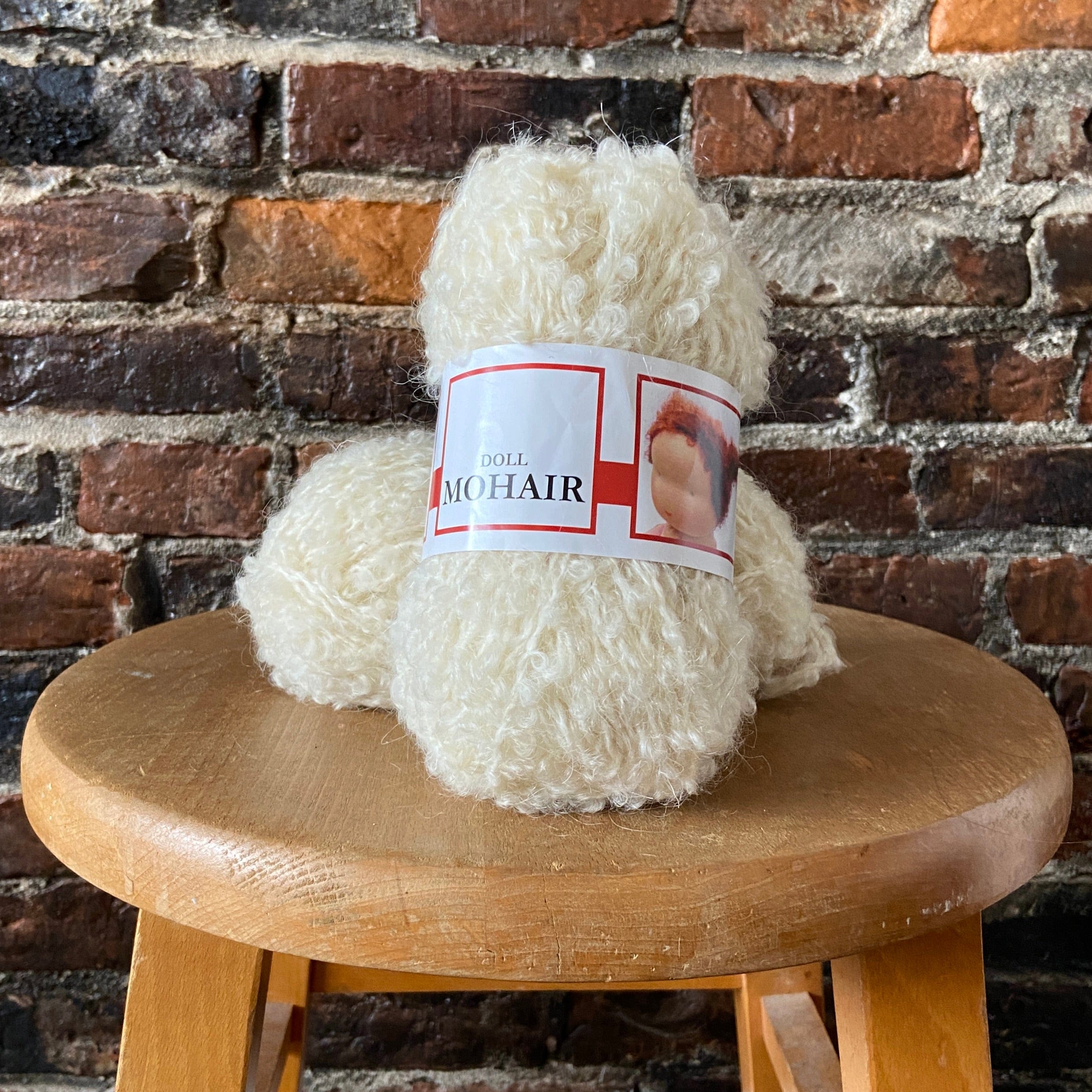 Mohair Bouclé Doll Hair Yarn in Natural - De Witte Engel – Fiddlehead ...