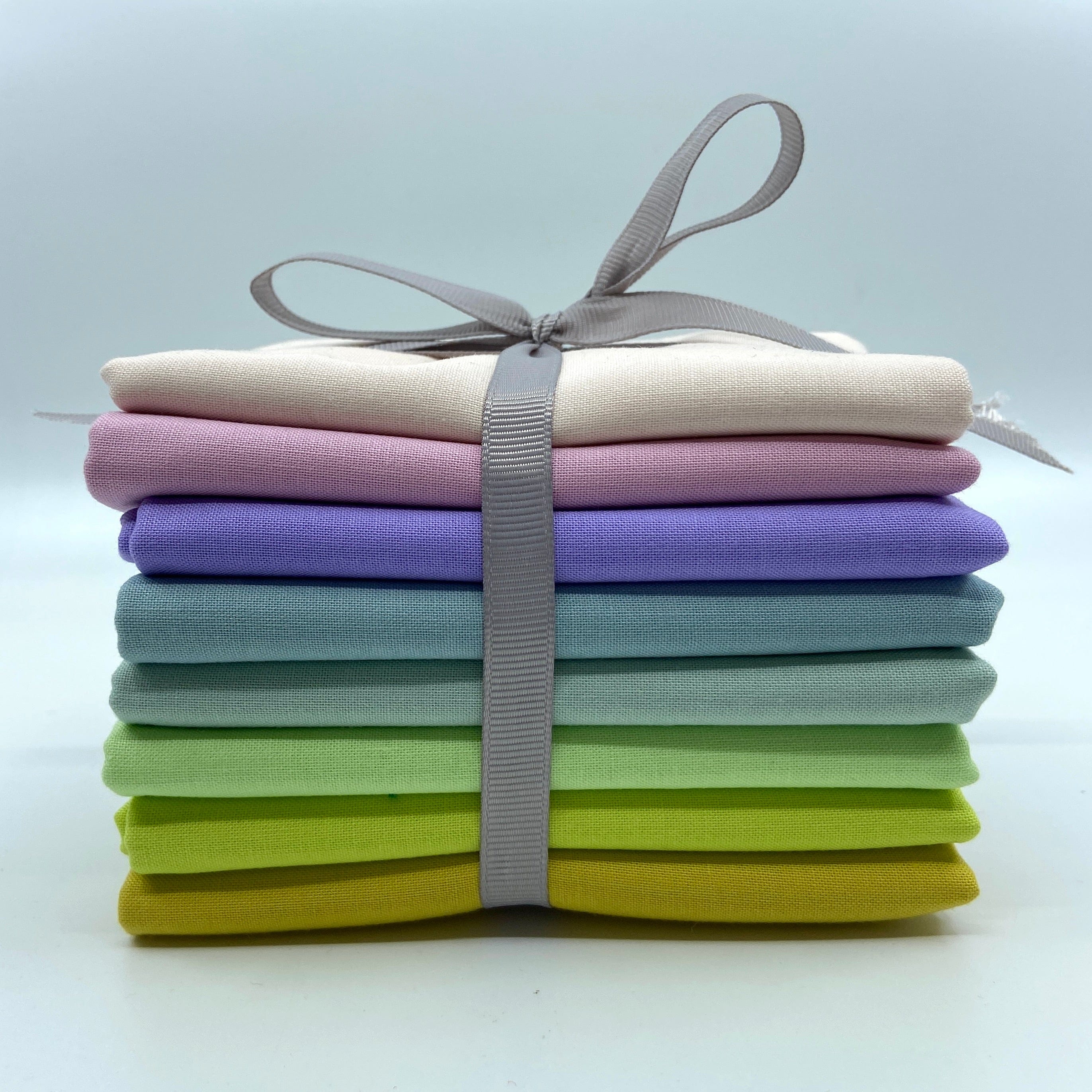 Solid FQ Bundle - Spring - 8 fat quaters – Fiddlehead Artisan Supply